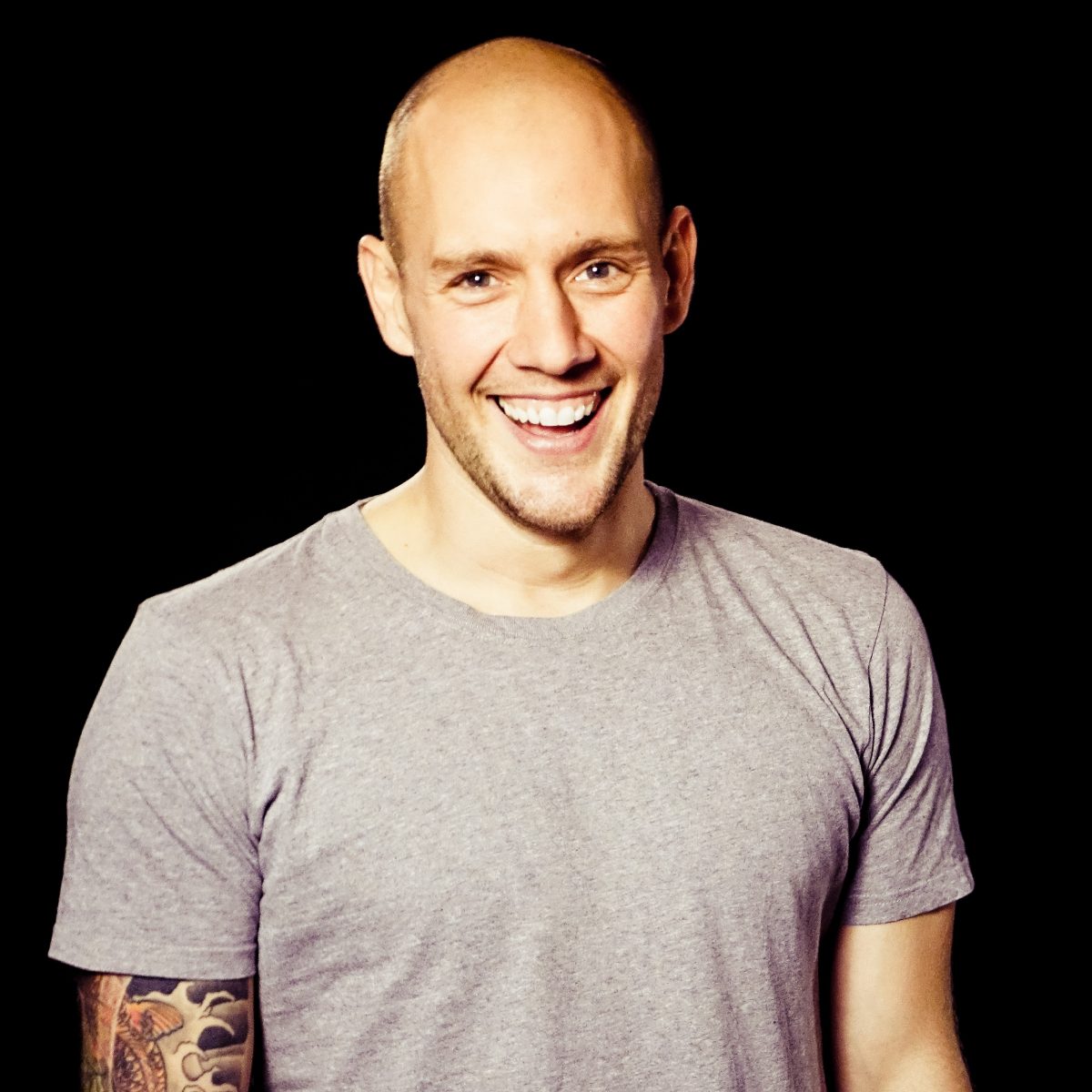 Oli P preisgünstiges Booking * X-clusive STARS GmbH